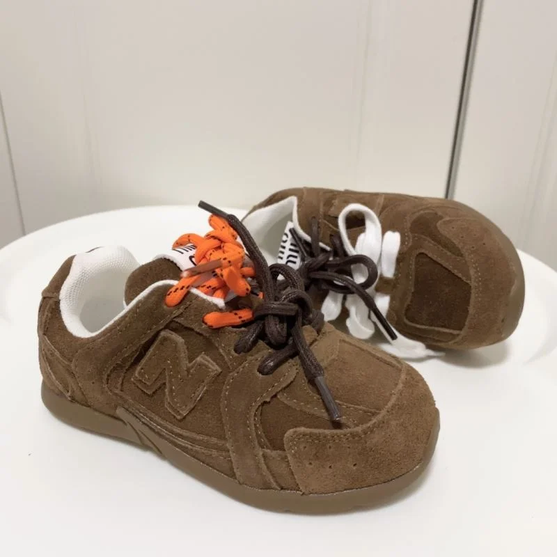 Top mirror NEW BALANCE SHOES