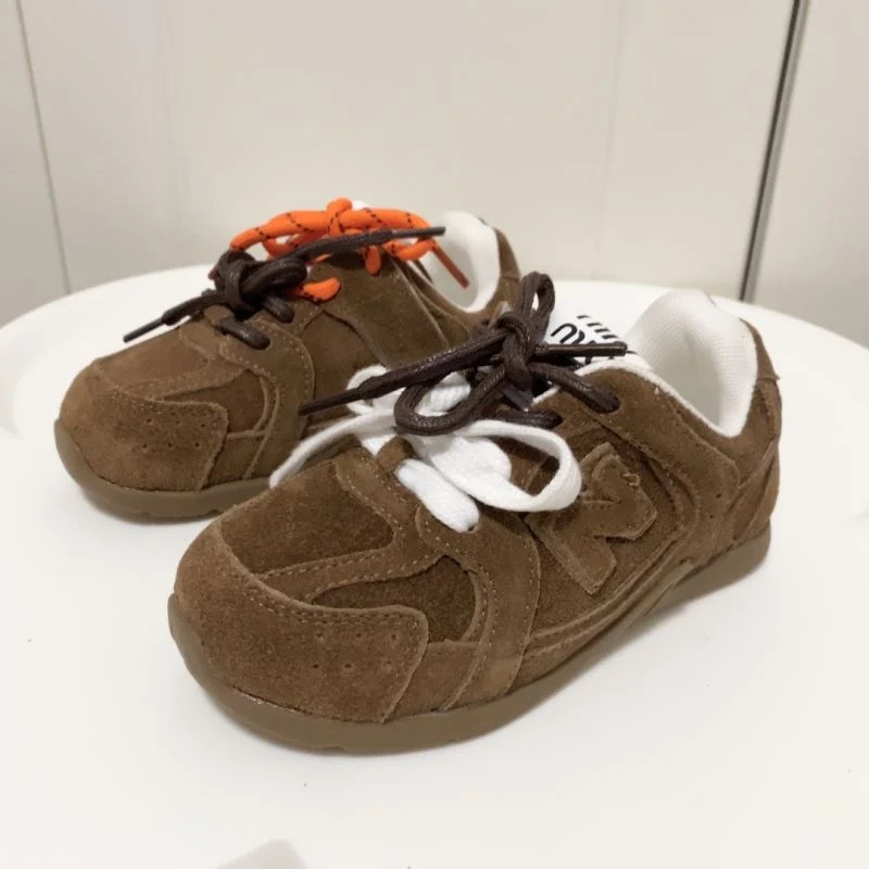 Top mirror NEW BALANCE SHOES