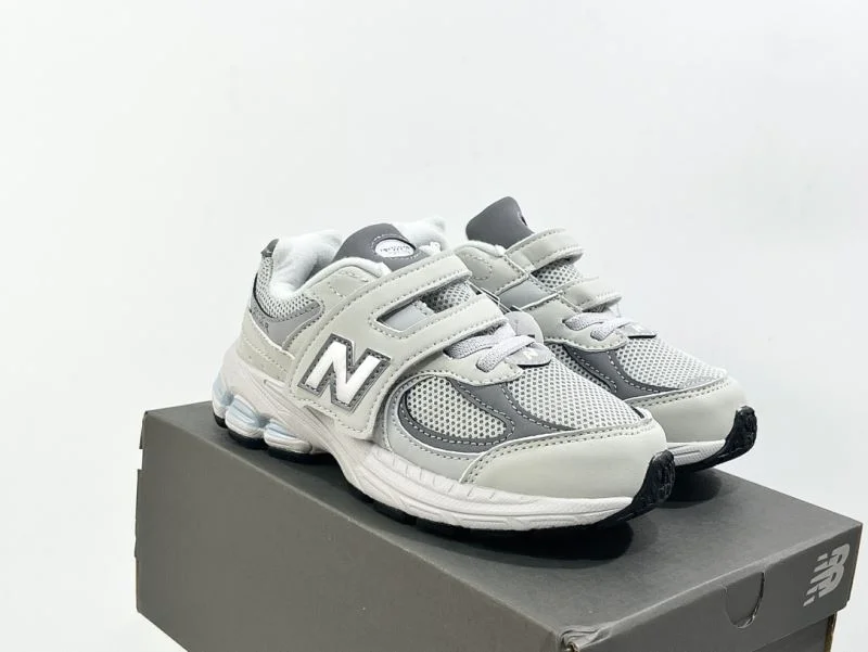 Cut-rate NEW BALANCE SHOES