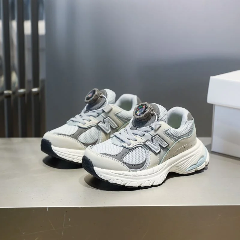 NEW BALANCE SHOES