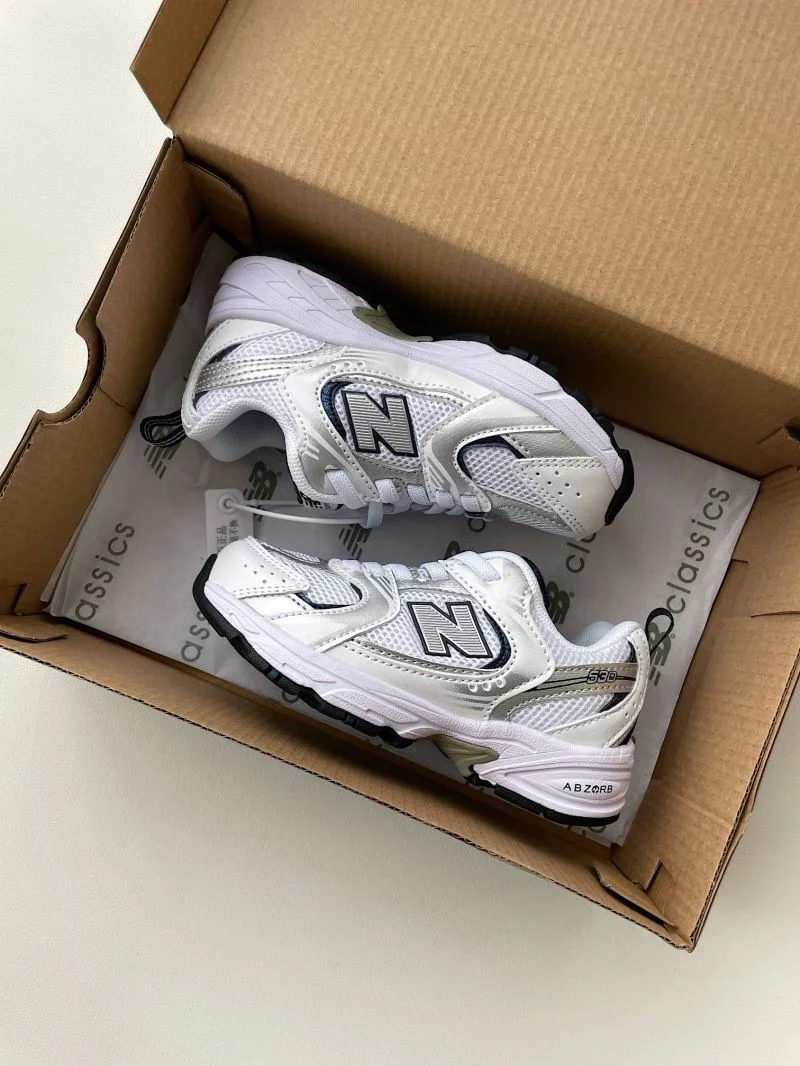 NEW BALANCE SHOES