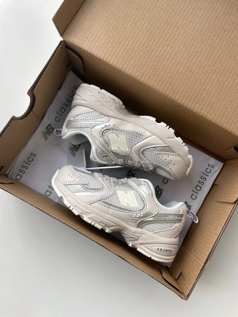 NEW BALANCE SHOES