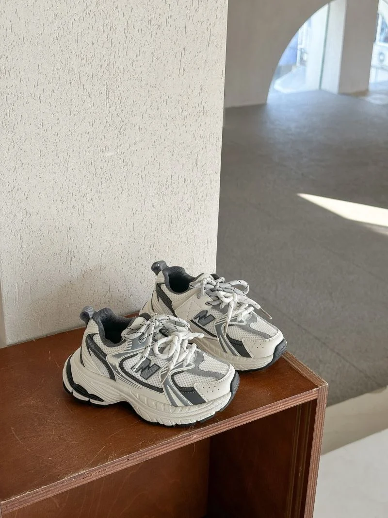 NEW BALANCE SHOES