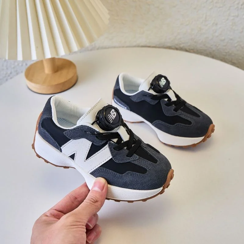 Factory-made NEW BALANCE SHOES