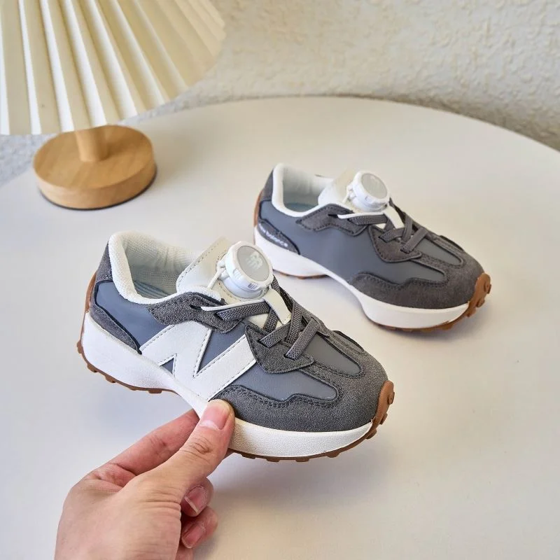 Factory-made NEW BALANCE SHOES