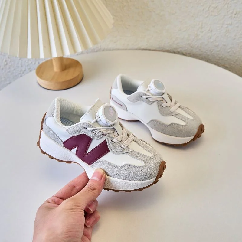 Factory-made NEW BALANCE SHOES