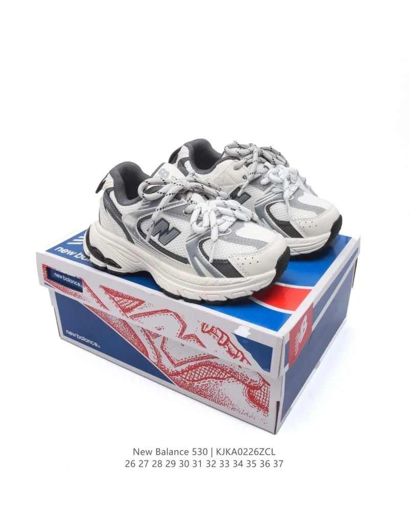 Brand-authenticated NEW BALANCE SHOES