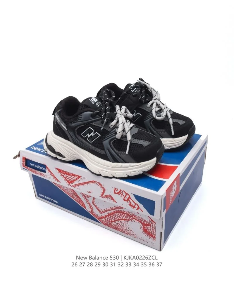 Brand-authenticated NEW BALANCE SHOES