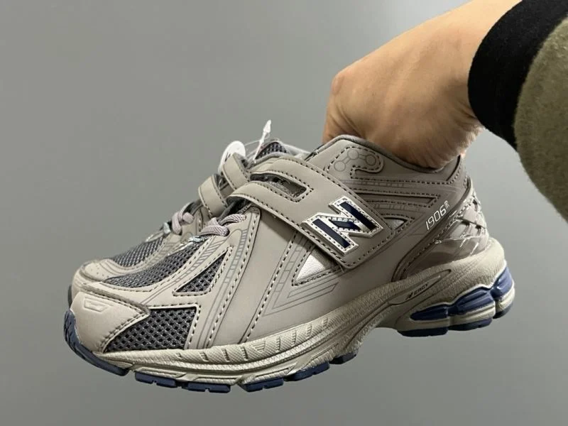 Legit NEW BALANCE SHOES