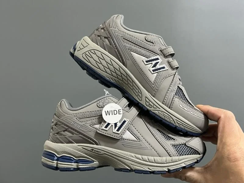Legit NEW BALANCE SHOES
