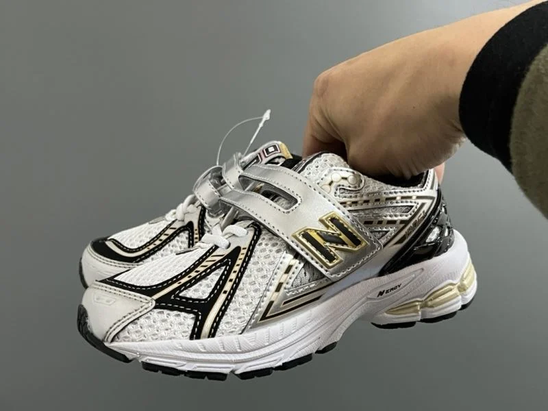 High accuracy NEW BALANCE SHOES