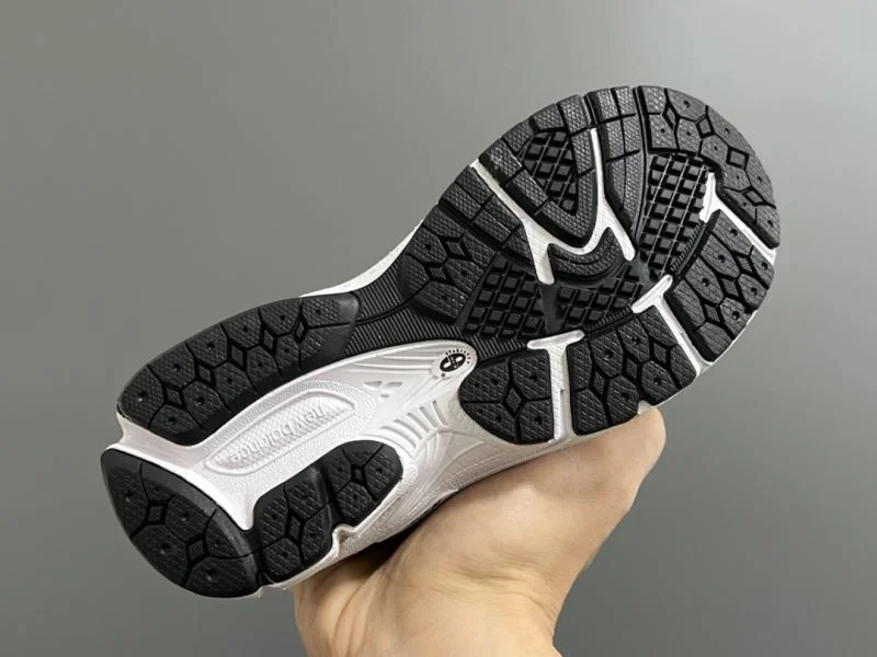 High accuracy NEW BALANCE SHOES