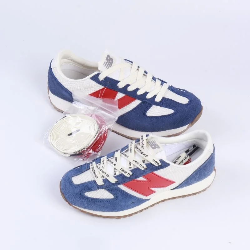 NEW BALANCE SHOES
