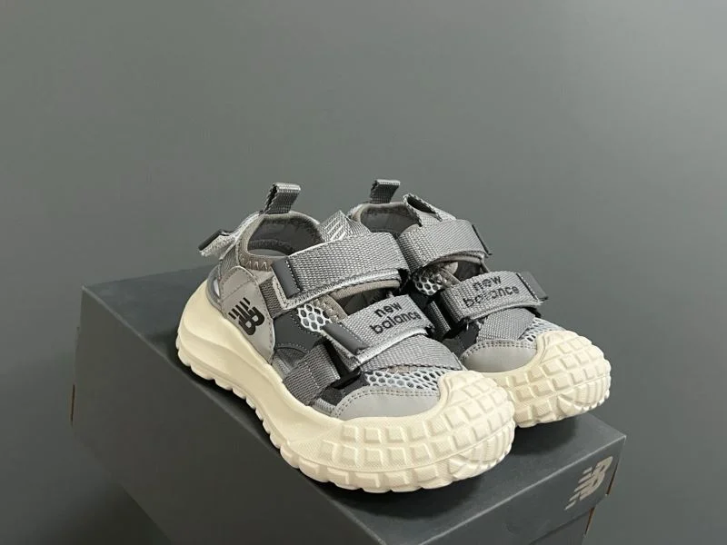 Brand-original NEW BALANCE SHOES