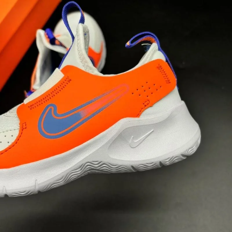 Indistinguishable NIKE SHOES