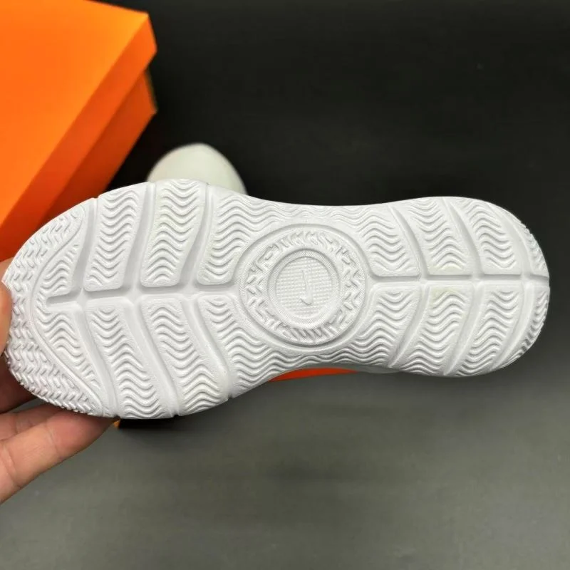 Indistinguishable NIKE SHOES