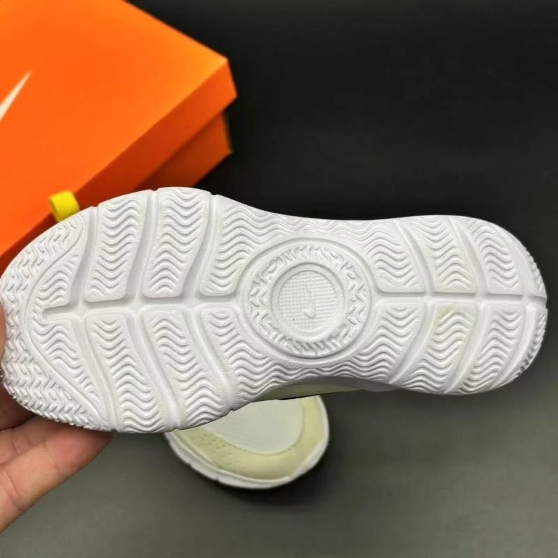 Top match NIKE SHOES