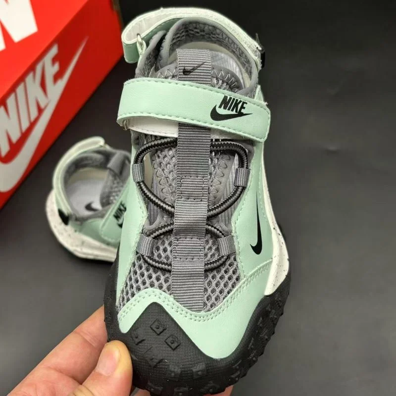 Brand-authenticated NIKE SHOES