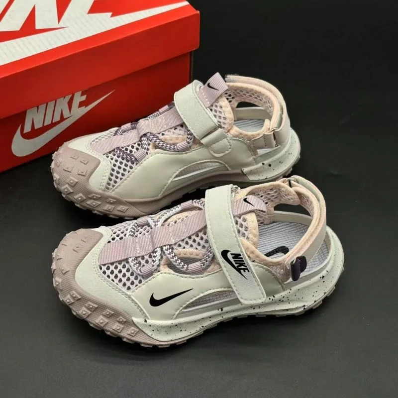 Brand-authenticated NIKE SHOES