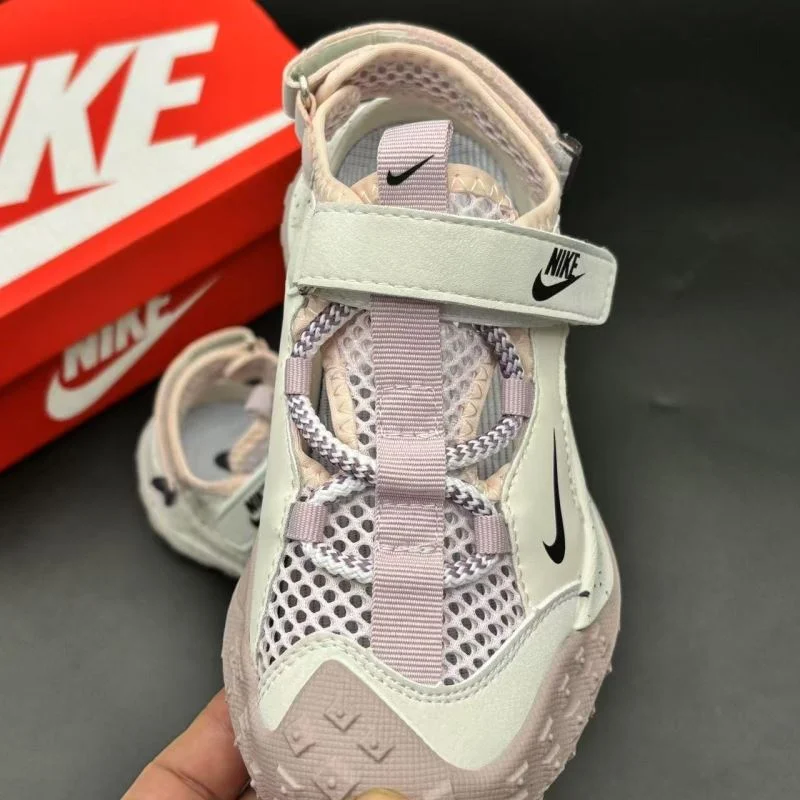 Brand-authenticated NIKE SHOES