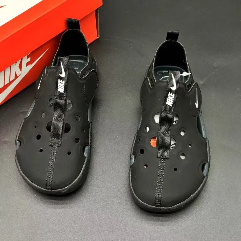Accurate model NIKE SHOES