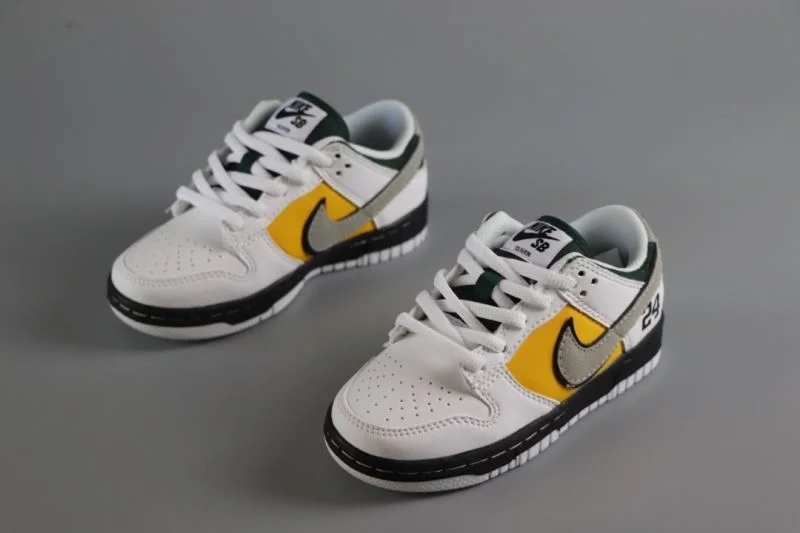Discounted NIKE SHOES
