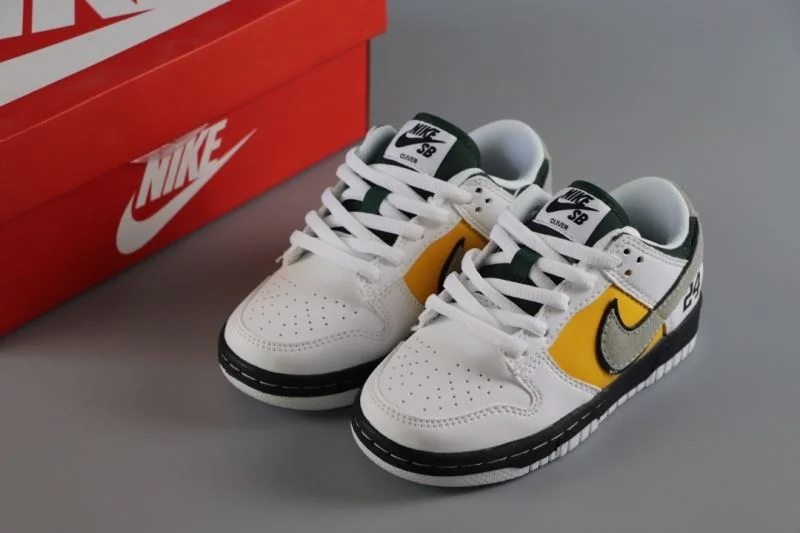 Discounted NIKE SHOES