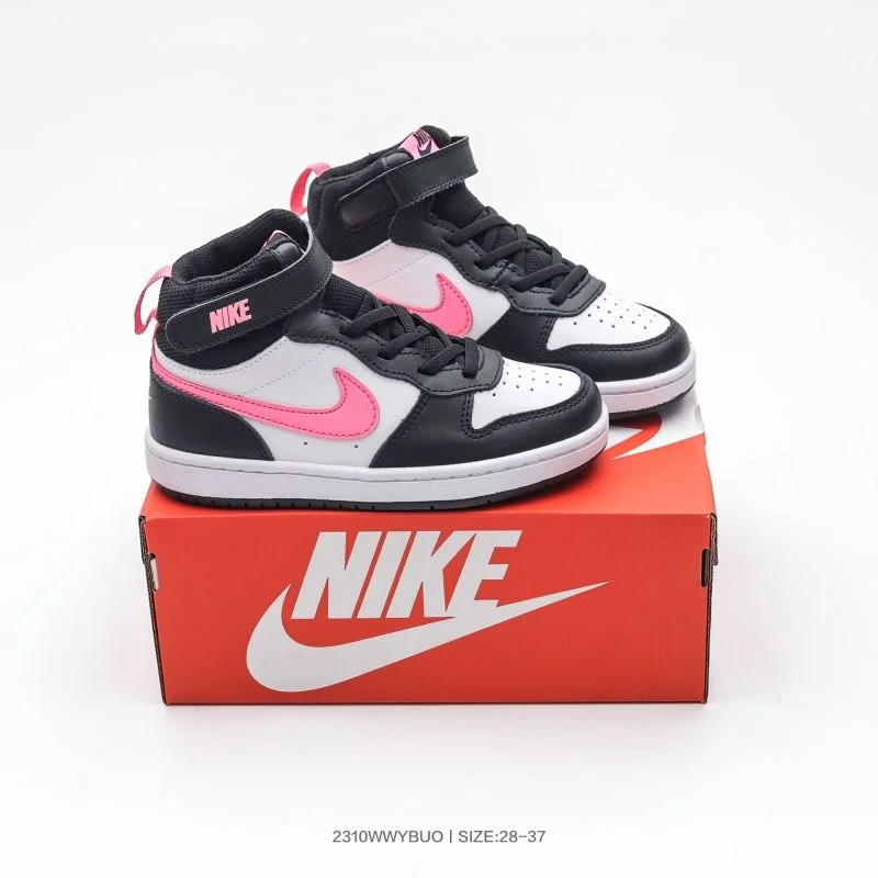 Top mirror NIKE SHOES