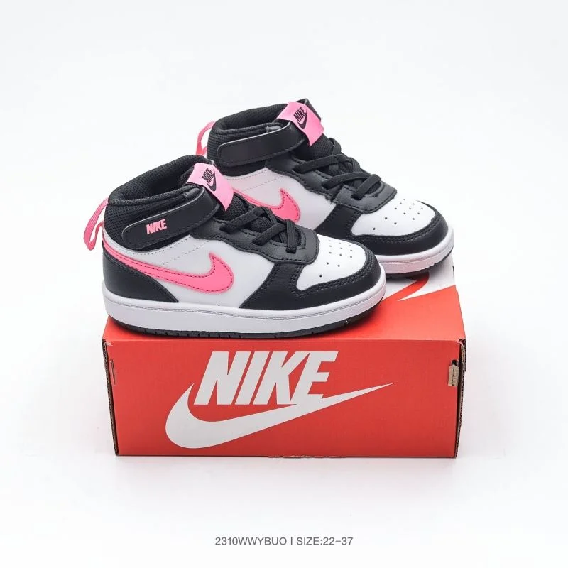 Top mirror NIKE SHOES