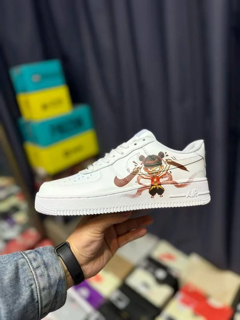 Authentic NIKE SHOES