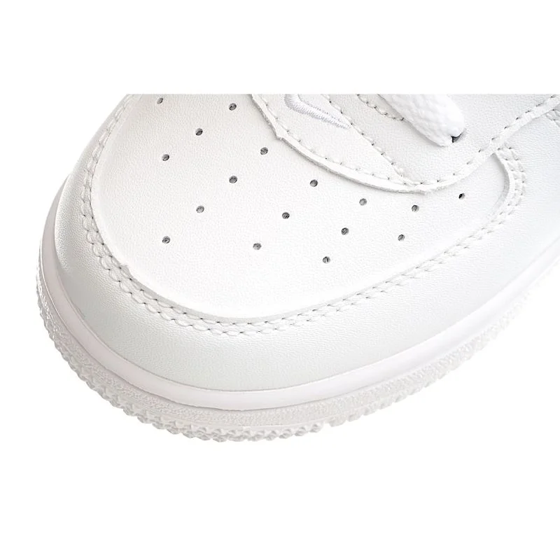 Accurate model NIKE SHOES