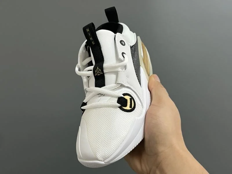 Discounted NIKE SHOES