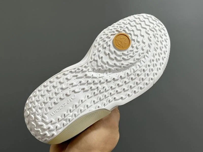 Discounted NIKE SHOES