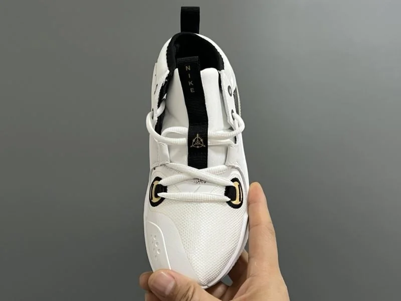 Discounted NIKE SHOES