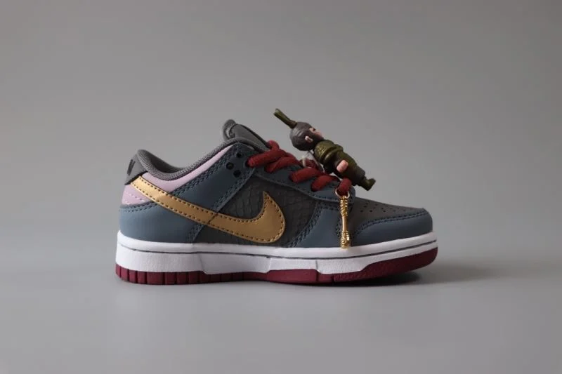 High fidelity NIKE SHOES