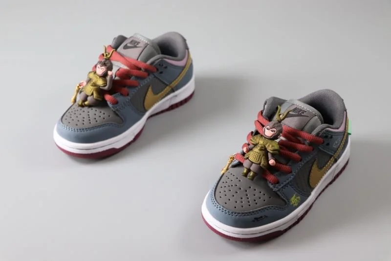 High fidelity NIKE SHOES