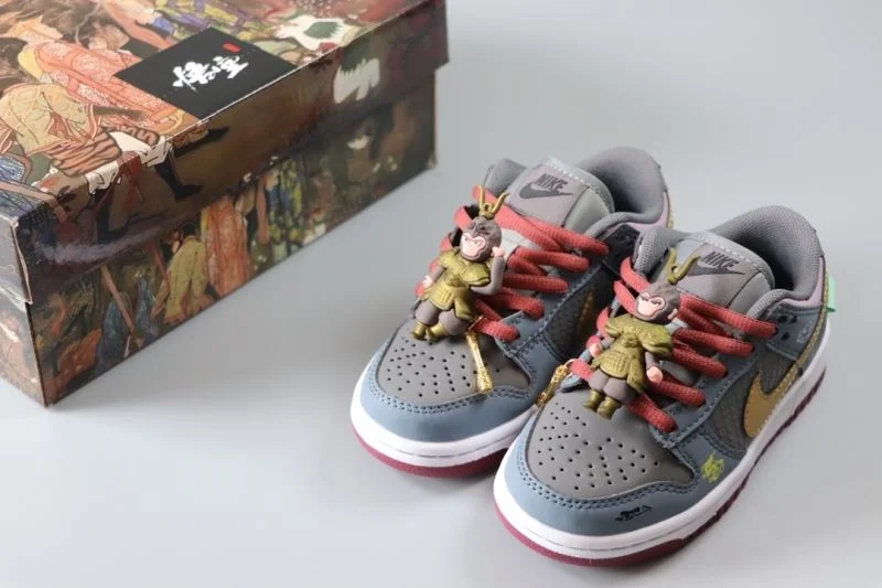 High fidelity NIKE SHOES