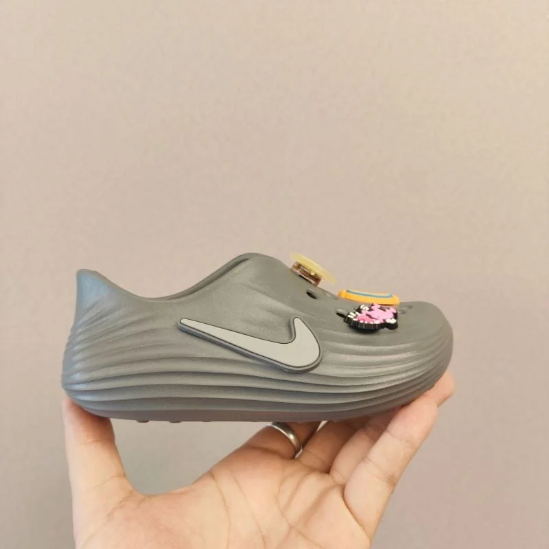 Discounted NIKE SHOES