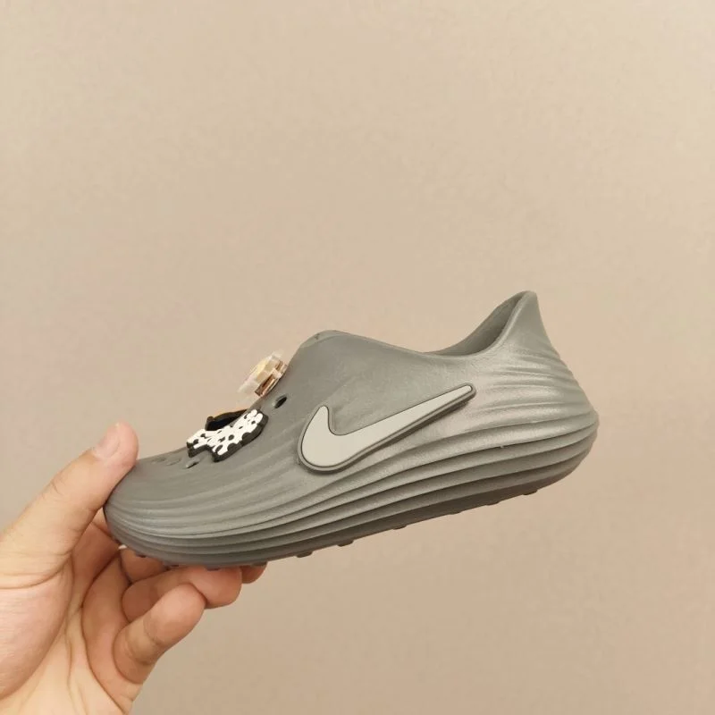 Discounted NIKE SHOES