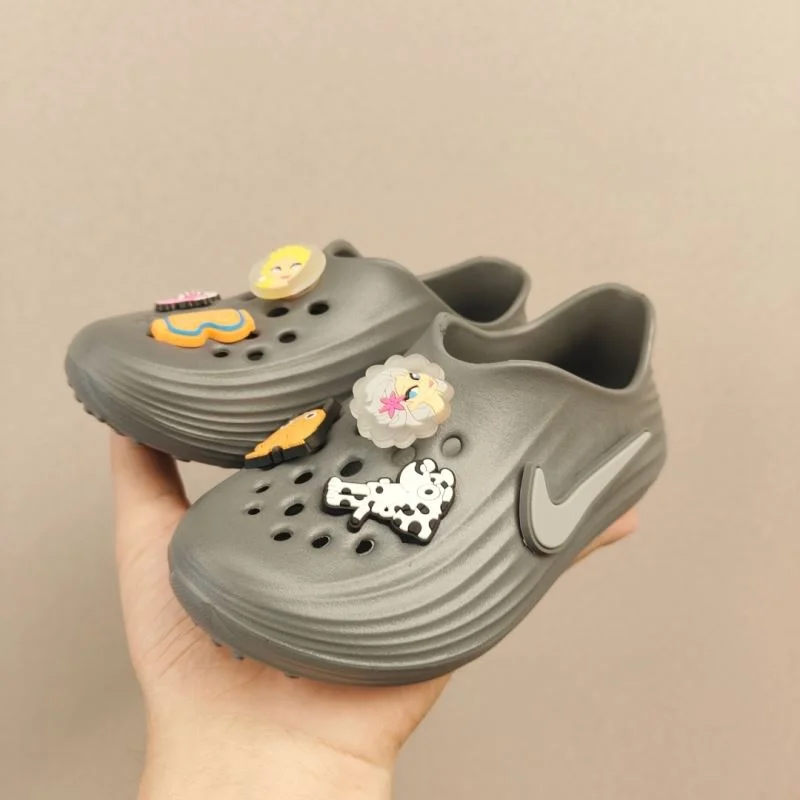 Discounted NIKE SHOES