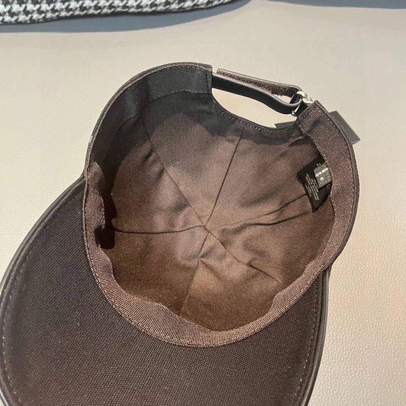 Accurate model NY Caps