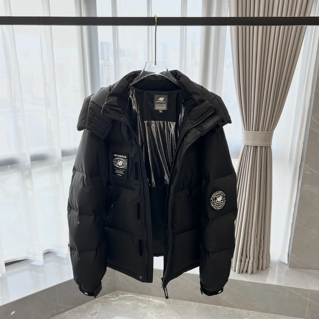 Top mirror New Balance Down Jackets