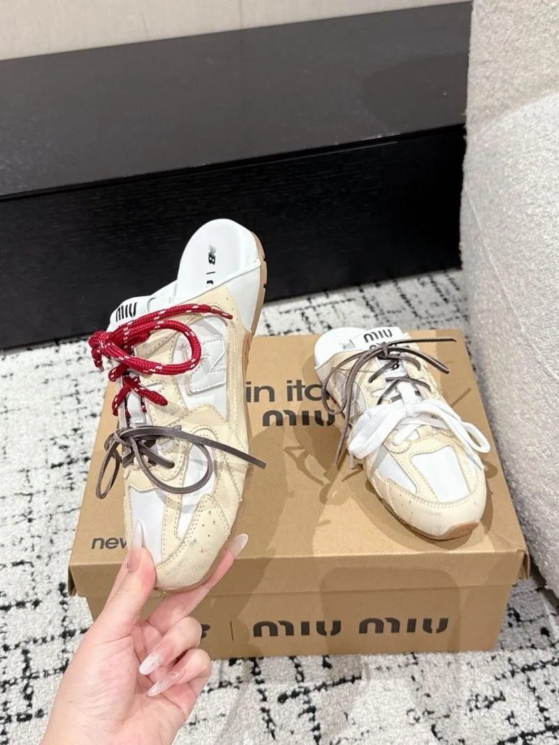 Low-cost New Balance Sandals