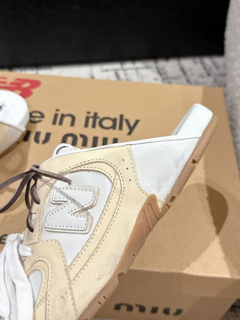 Low-cost New Balance Sandals