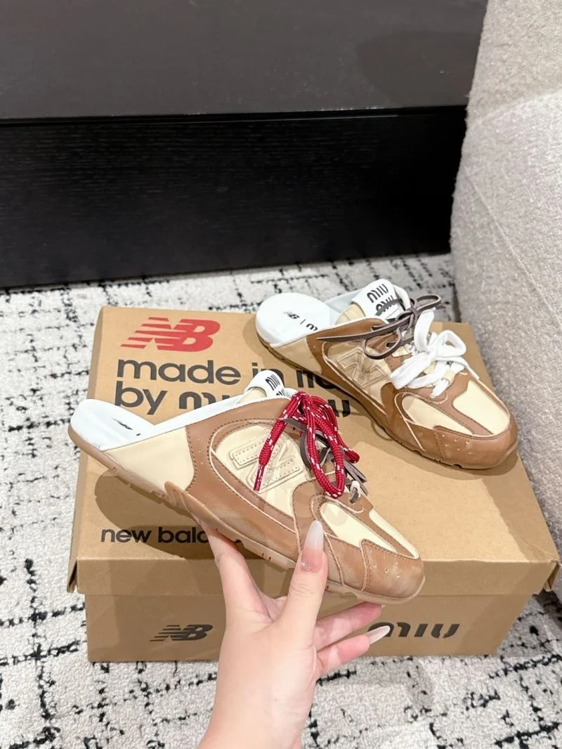 Accurate model New Balance Sandals