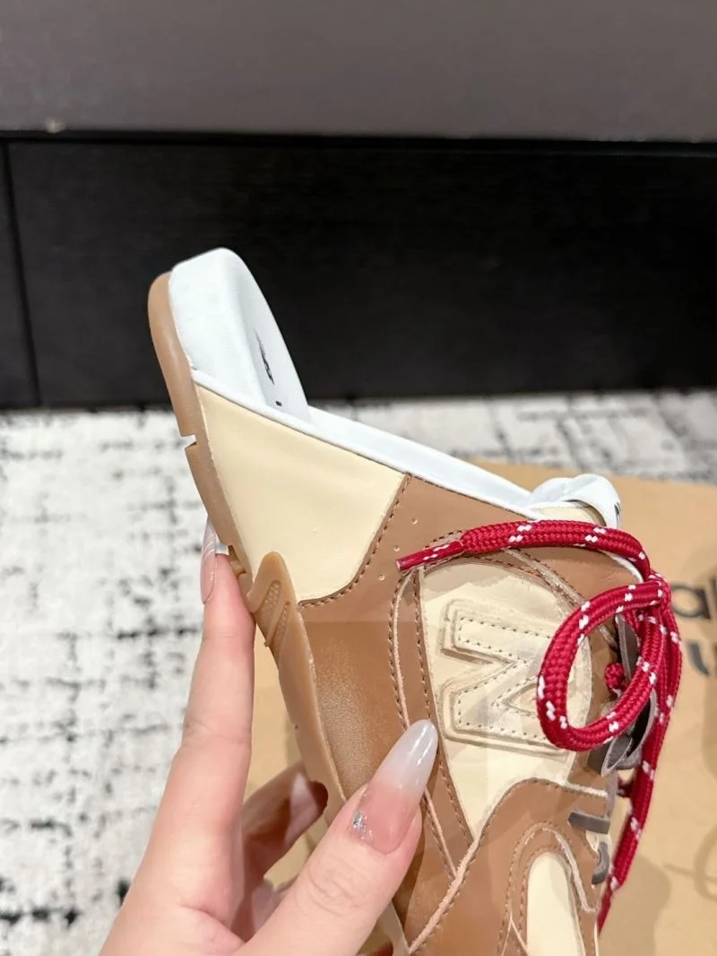 Accurate model New Balance Sandals