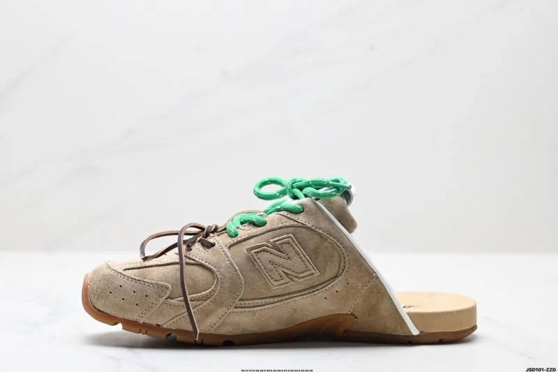 High fidelity New Balance Sandals