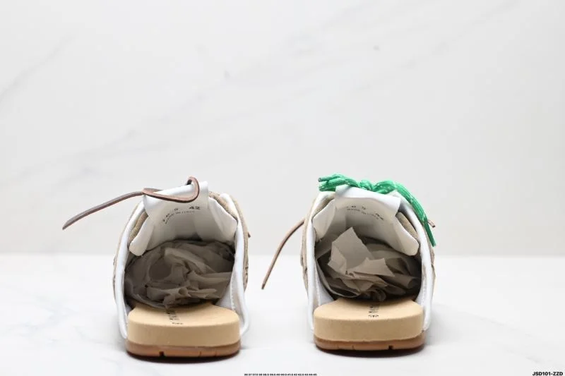High fidelity New Balance Sandals