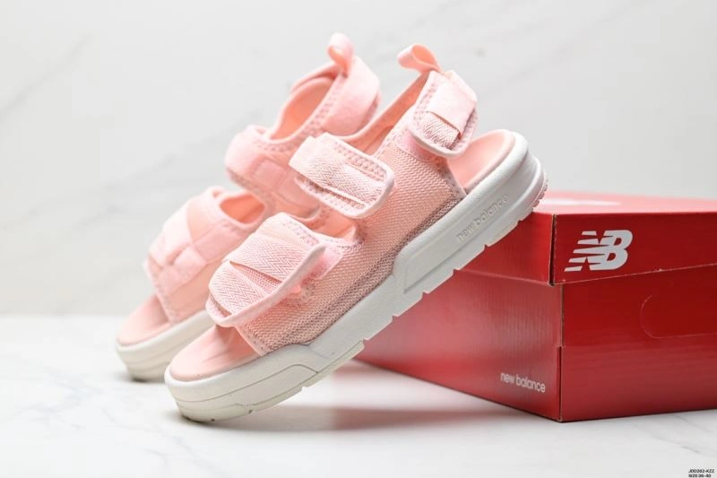 Low-cost New Balance Sandals