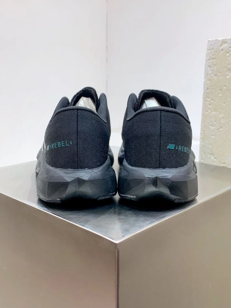 Accurate model New Balance Shoes